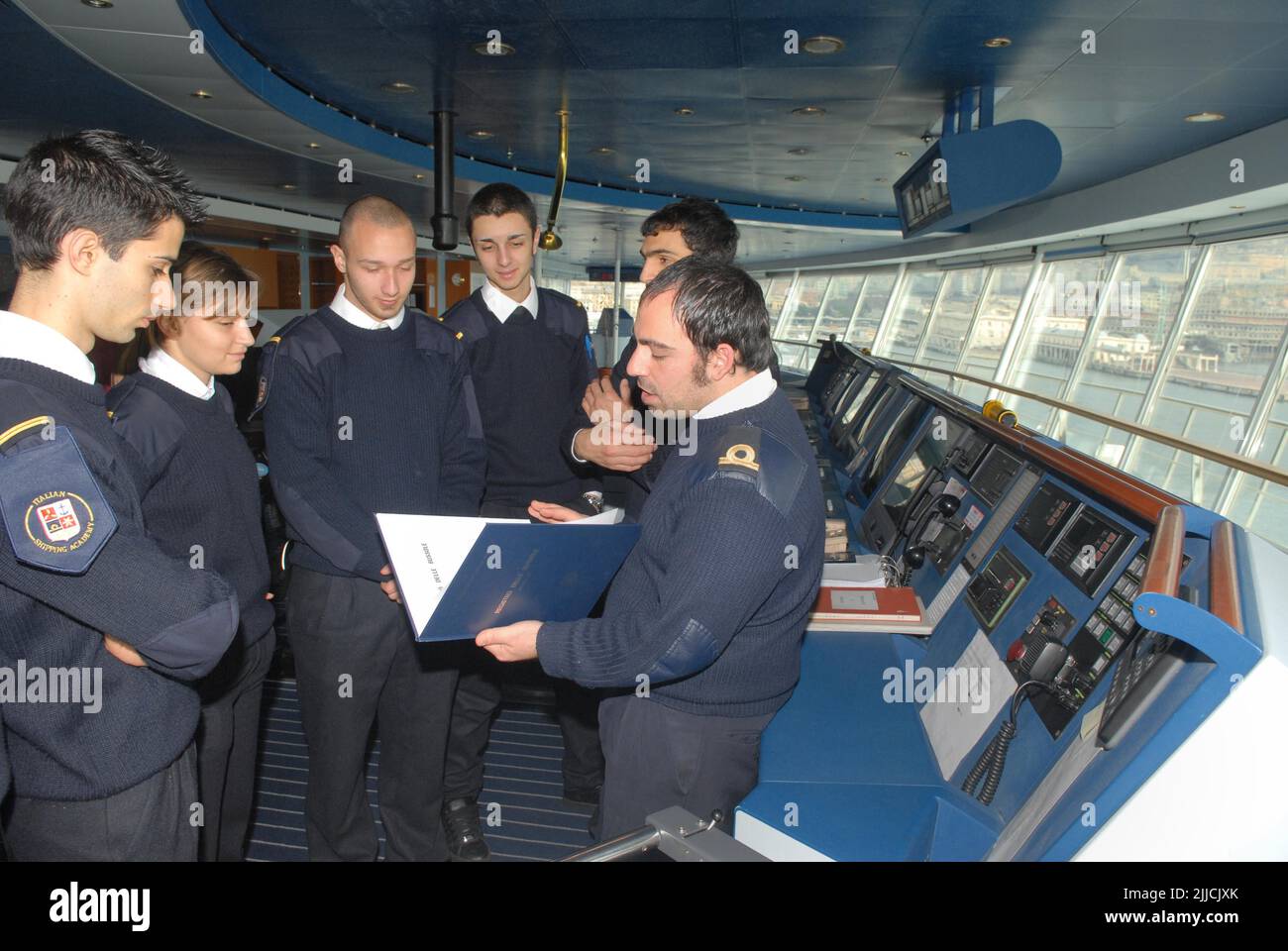 Genoa (Italy), Academy of the Merchant Navy, advanced specialization ...