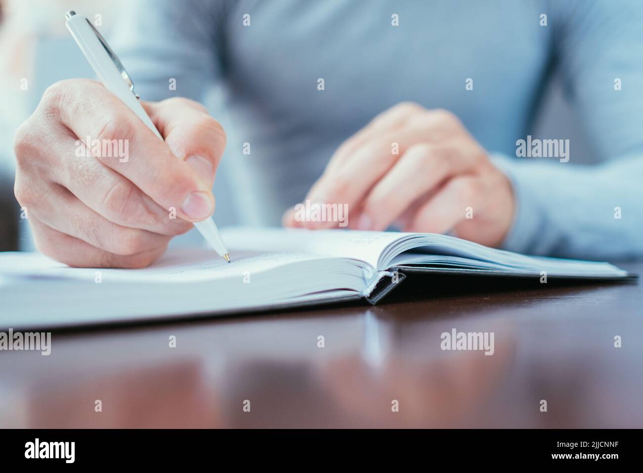 Work planner hi-res stock photography and images - Alamy