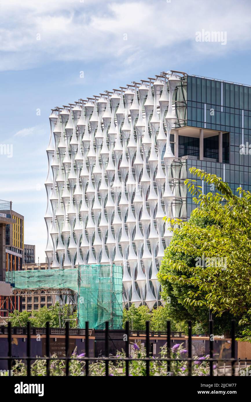 Us embassy building uk hi-res stock photography and images - Alamy