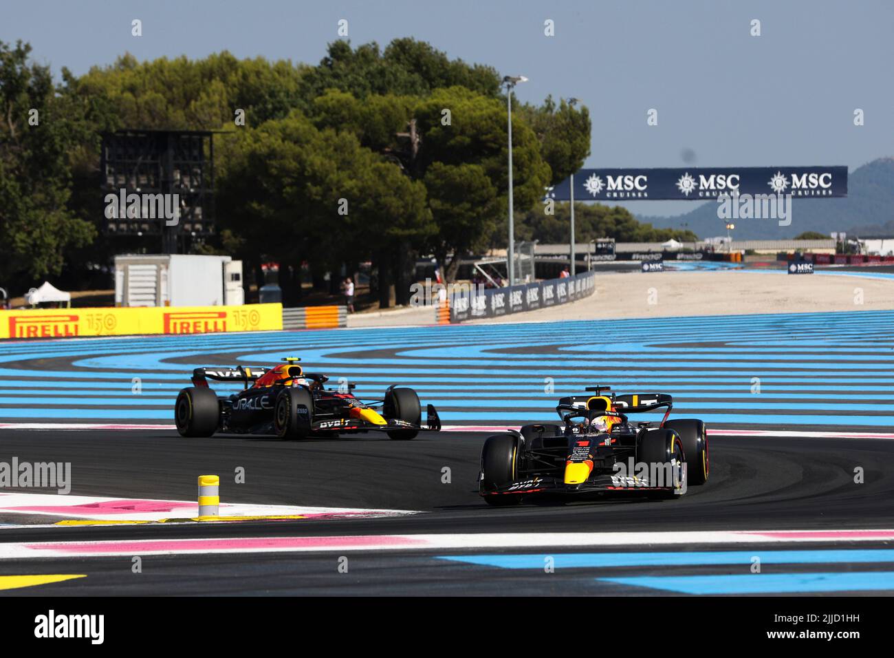 #1 Max Verstappen (NLD, Oracle Red Bull Racing), #11 Sergio Perez (MEX ...