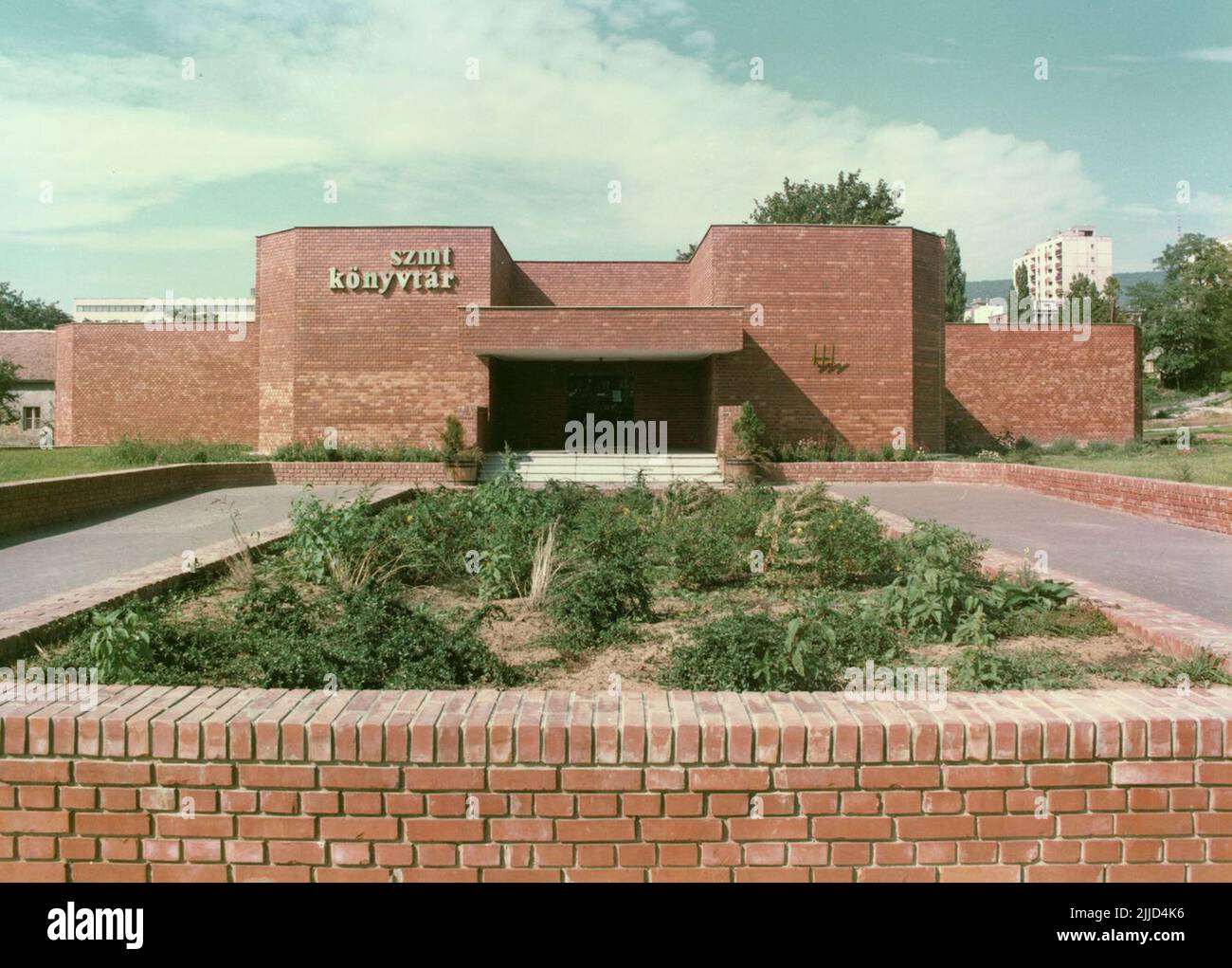 SZMT library. External photos of SZMT Library in Szigeti district. (3 ...