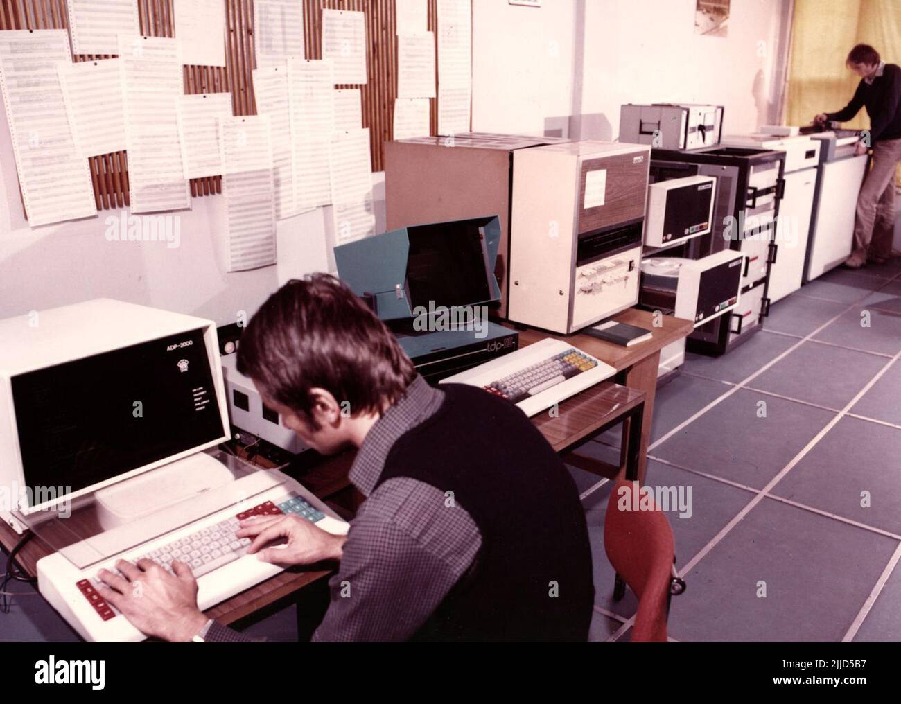 The calculation center of the Pécs plan. Computer Centre of Pécsiterv ...