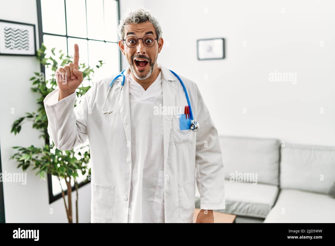 Waiting room clinic number hi-res stock photography and images - Alamy