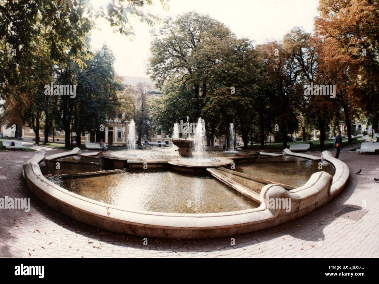 St. Stephen's Square fountain. Photos from October 1989, about the ...