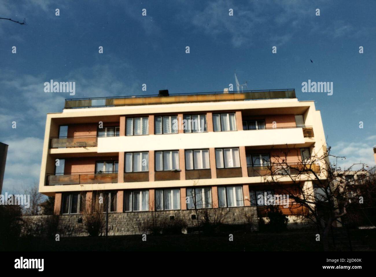 Tillai dwelling houses. Photos of the Tillai houses in 1983. (4 photos ...