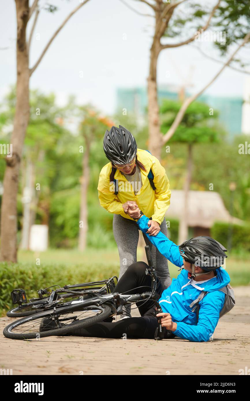 Fell off bicycle hi-res stock photography and images - Alamy