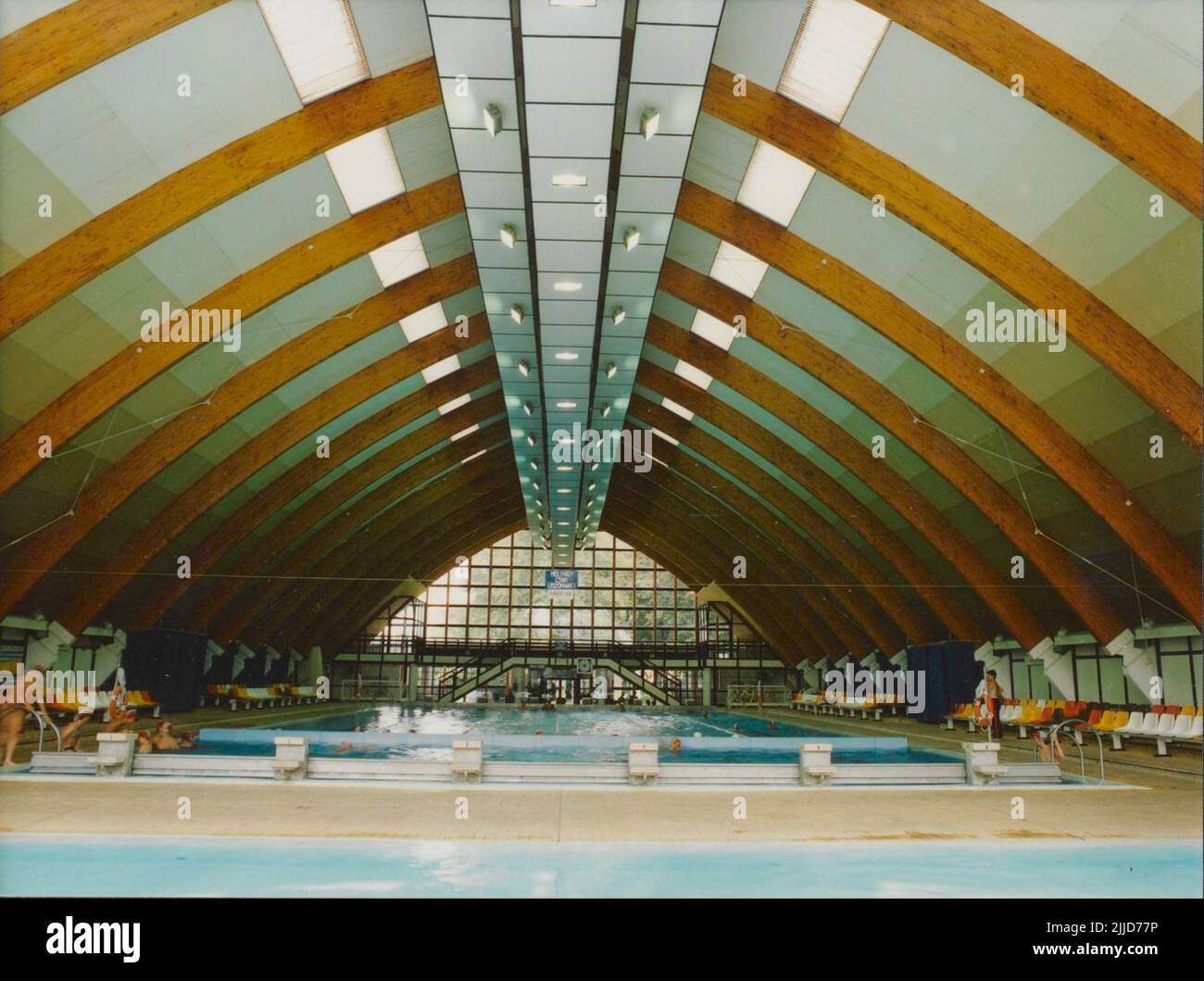 Nagykanizsa swimming pool. Photos of the indoor swimming pool of ...
