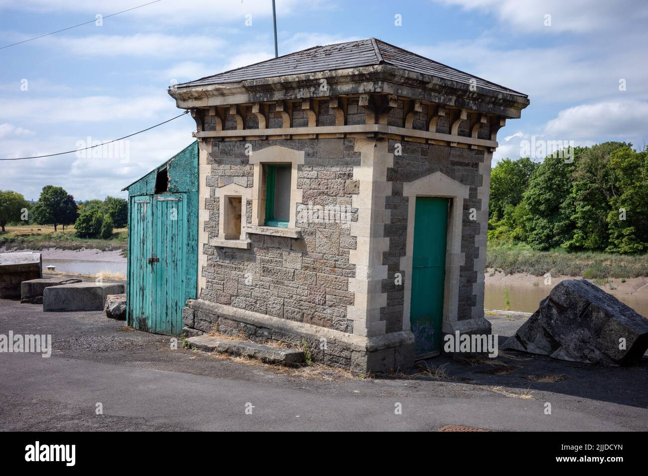 Old leaning building at Brunel Lock, Bristol, Uk (Jul22 Stock Photo - Alamy