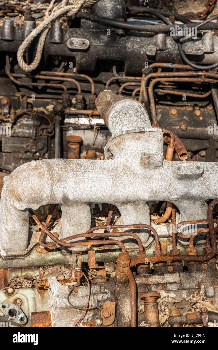 Close-up view of an old engine with rusty parts Stock Photo - Alamy