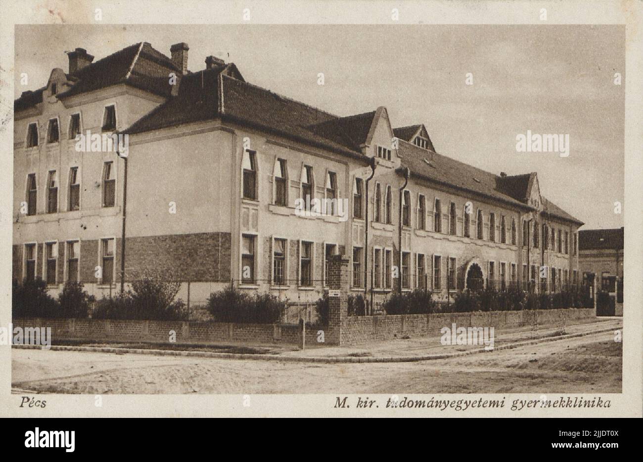 Pediatric Clinic in 1928. Paediatric Clinic in Pécs. The Local History ...