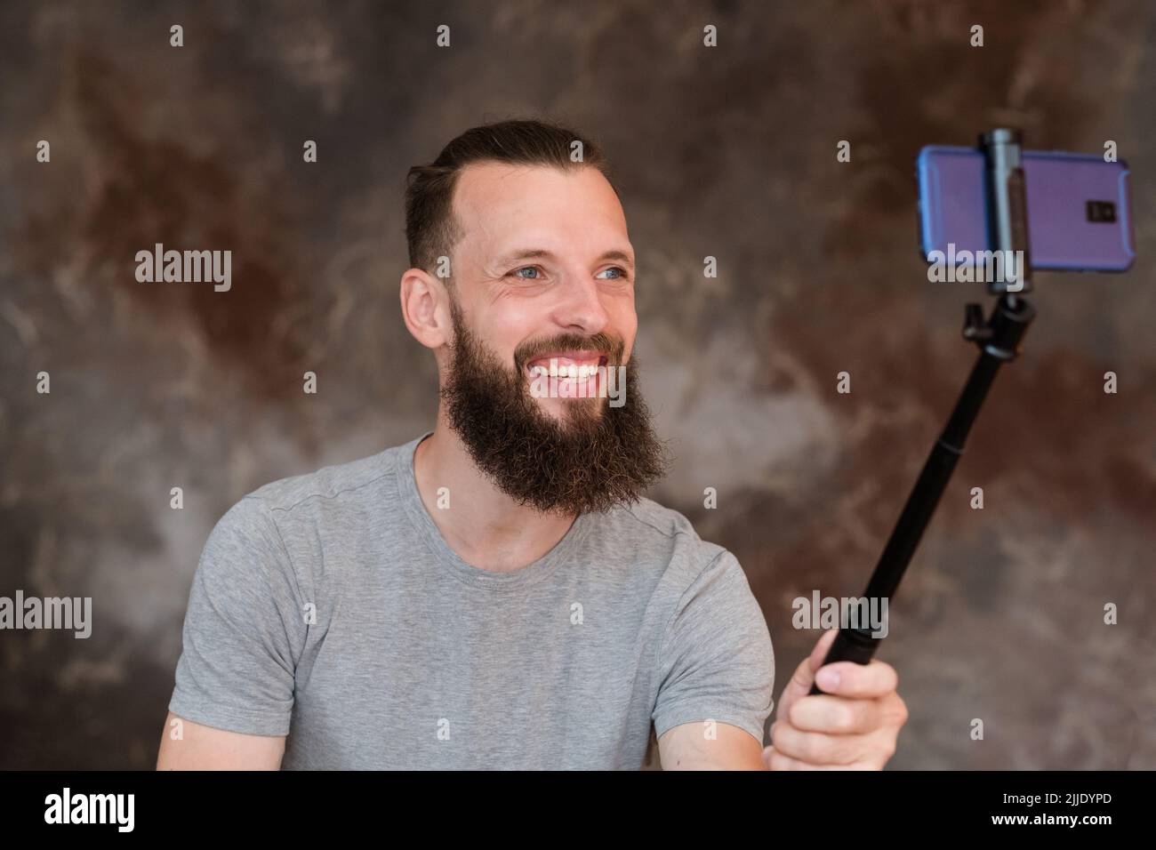 Phone addiction bedroom hi-res stock photography and images - Alamy