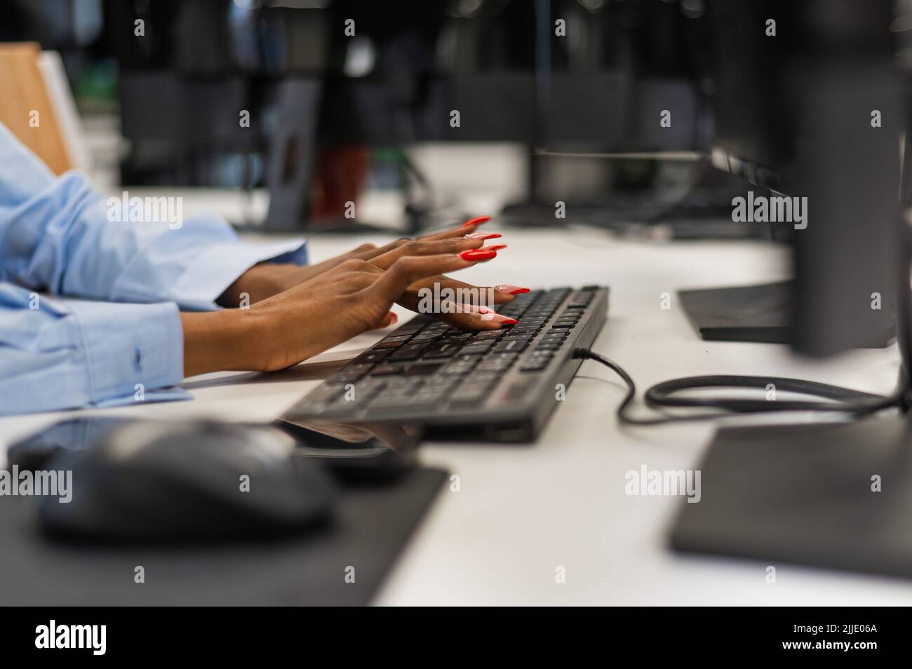 African american hands typing hi-res stock photography and images - Alamy