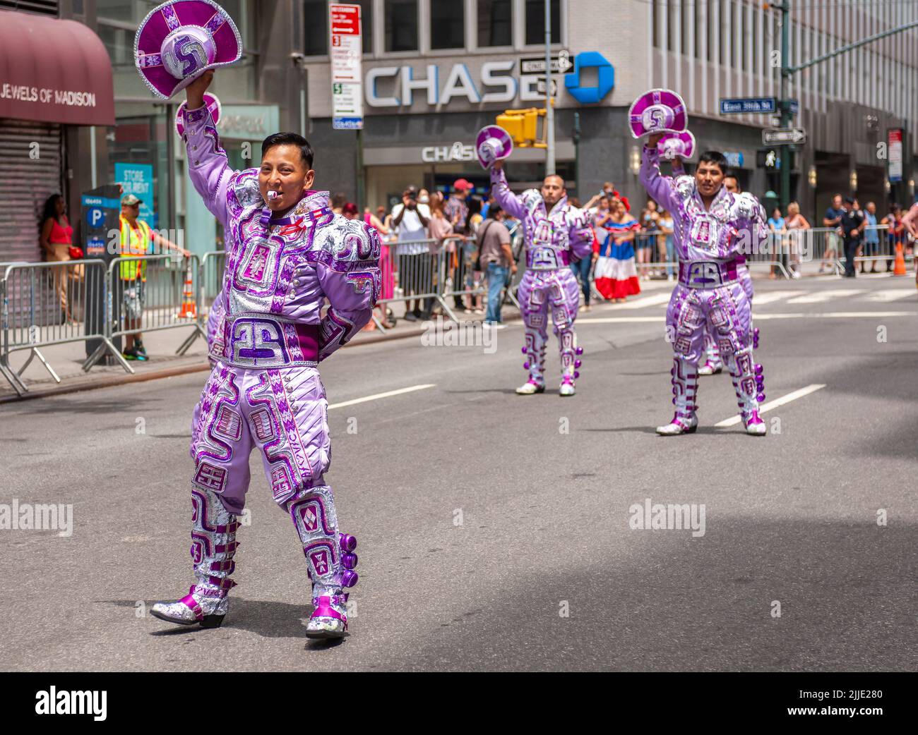 Cuban hispanic america day parade hi-res stock photography and images ...