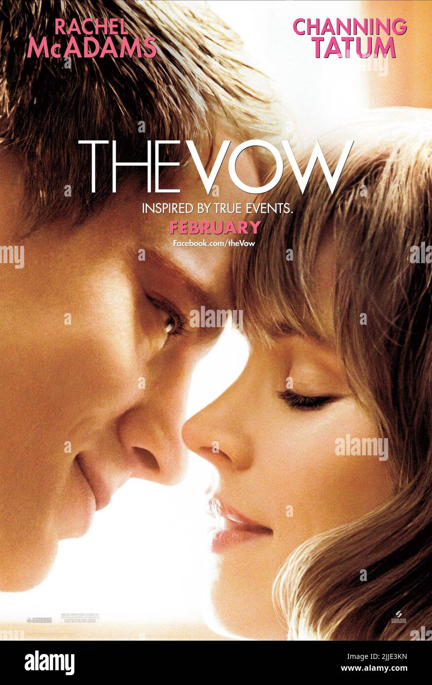 CHANNING TATUM, RACHEL MCADAMS POSTER, THE VOW, 2012 Stock Photo - Alamy