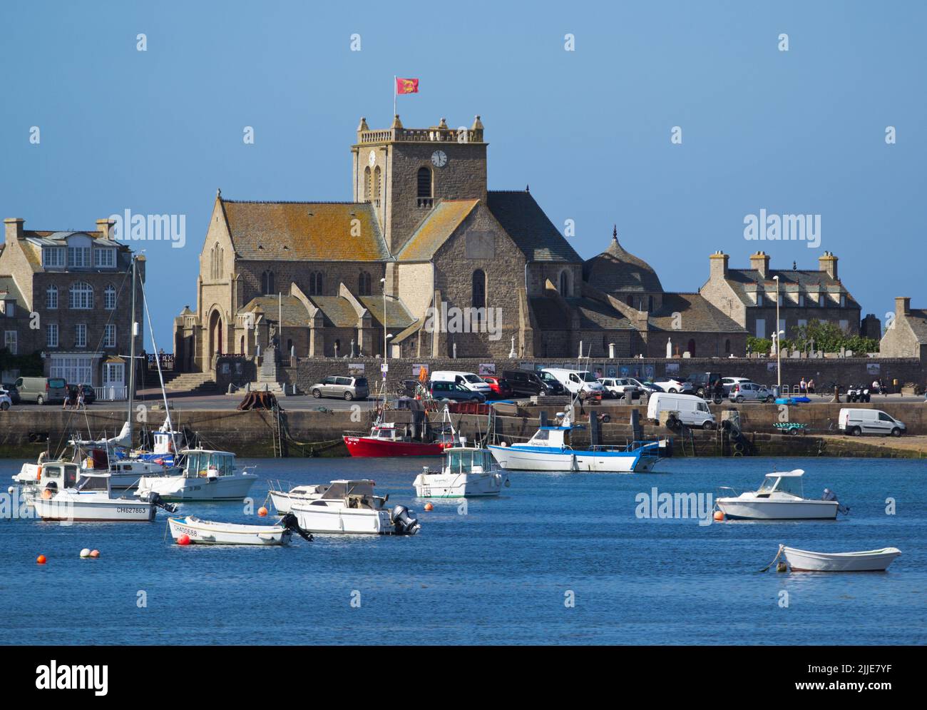Boats in the port of barfleur hi-res stock photography and images - Alamy