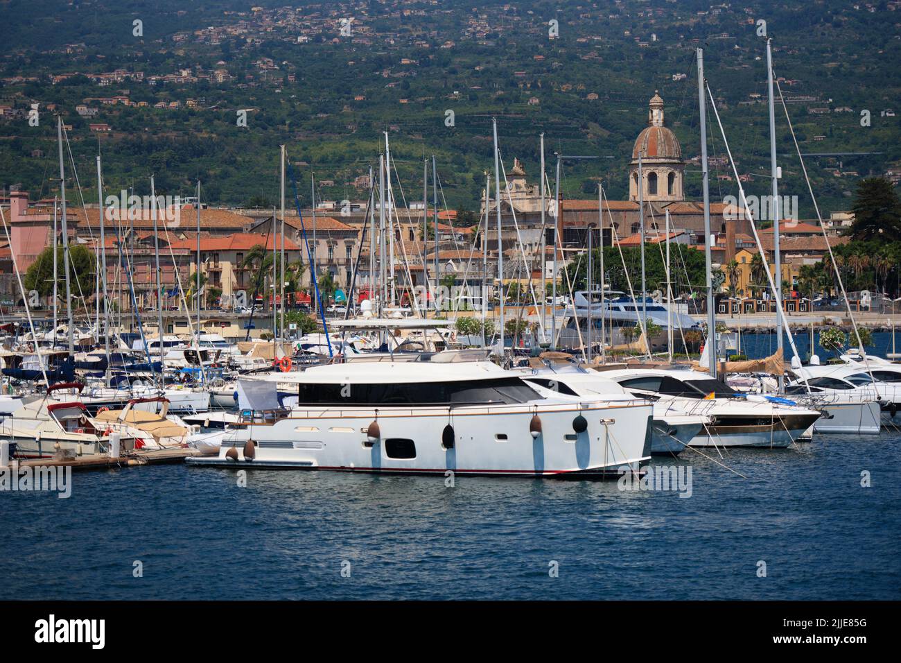 Sicilia etna mare hi-res stock photography and images - Alamy