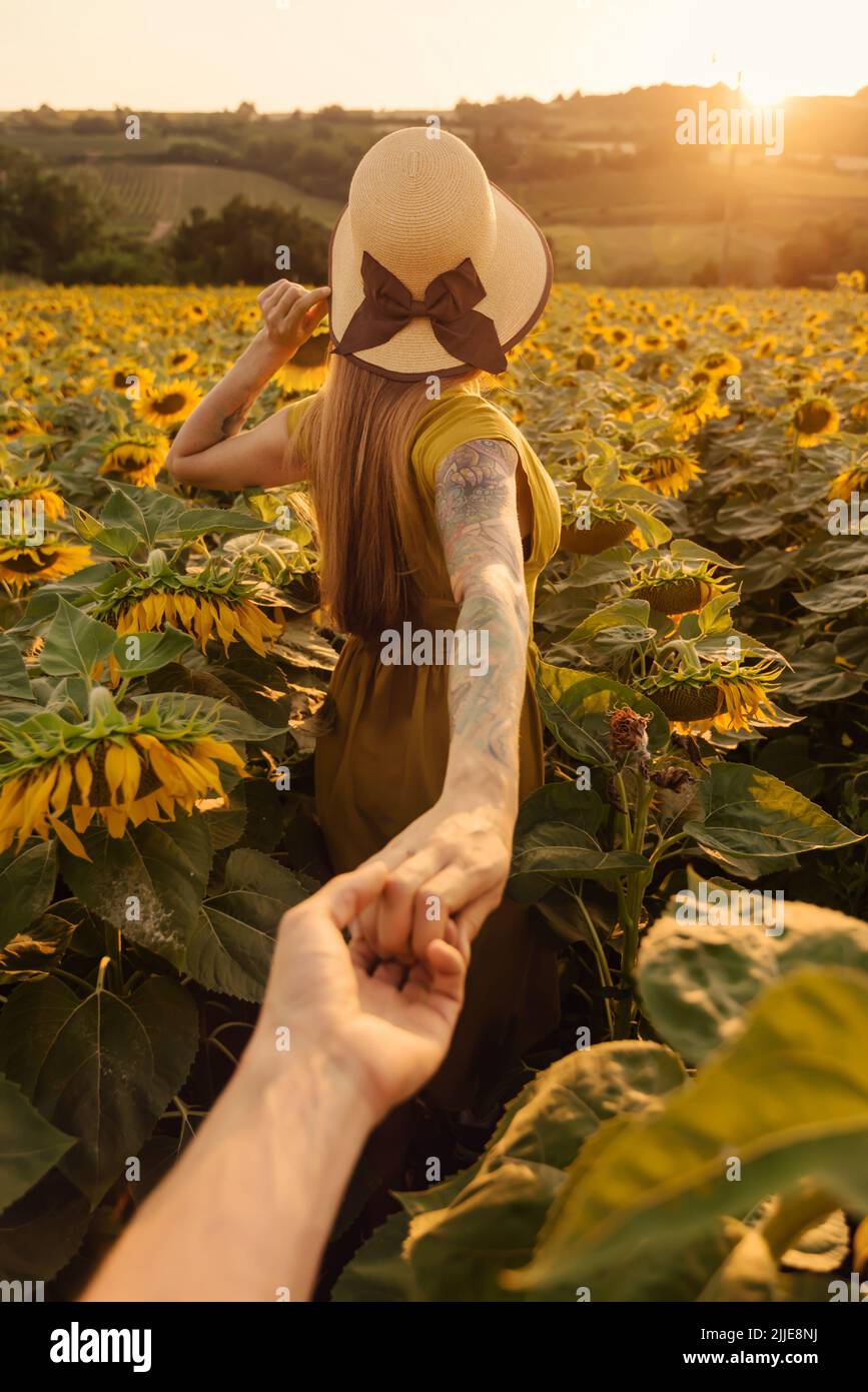 With her leading man hi-res stock photography and images - Alamy