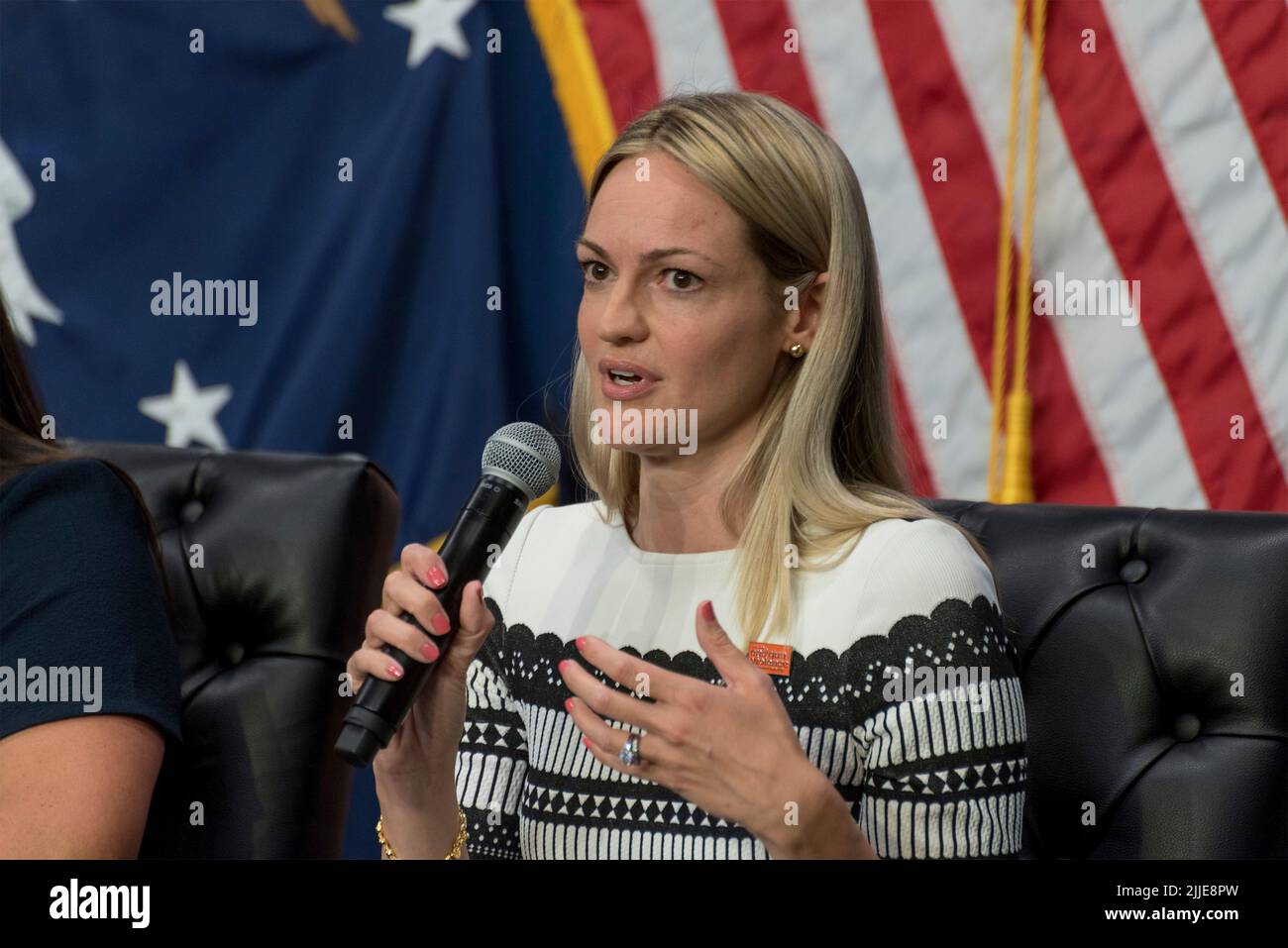 Paige cognetti hi-res stock photography and images - Alamy