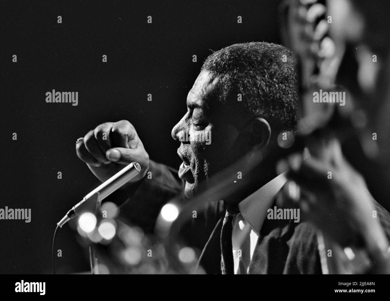 HOWLIN WOLF (1910-1976) American Blue singer on Ready,Steady, Go ! in ...