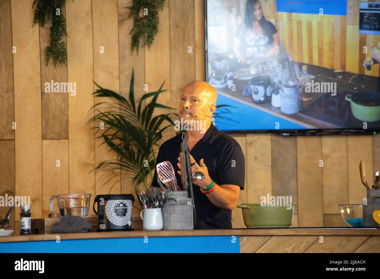 When food becomes medicine cooking demonstration with Dale Pinnock ...
