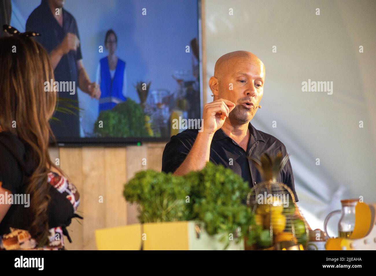 When food becomes medicine cooking demonstration with Dale Pinnock ...