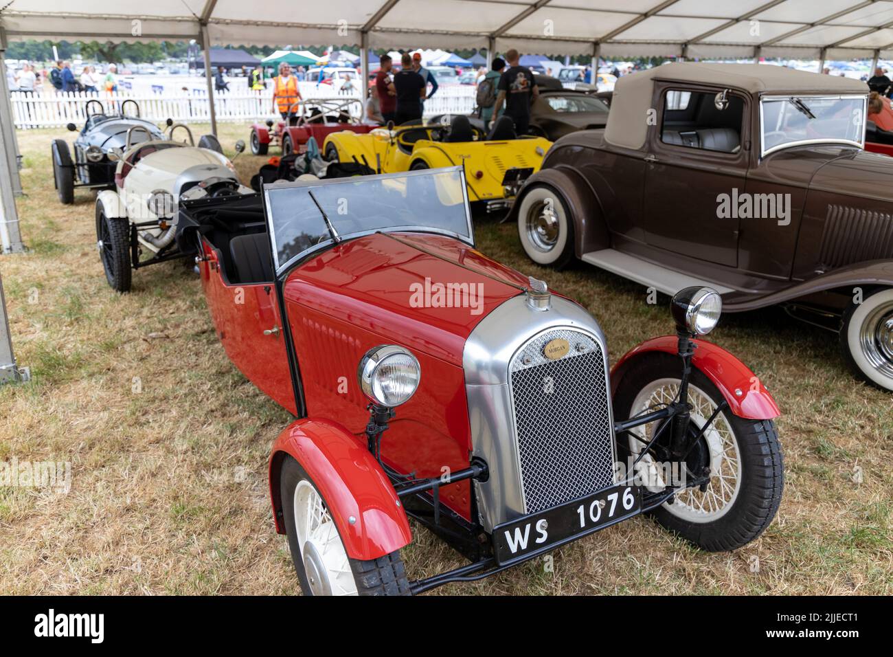 Red Opentop Morgan Sportscar three wheeler Stock Photo - Alamy