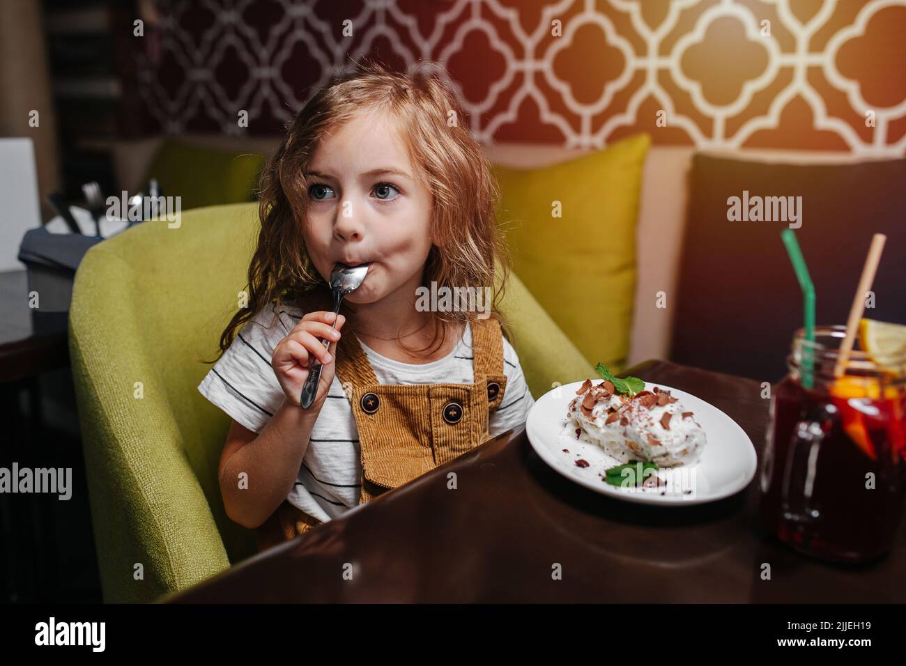 Icecream tween hi-res stock photography and images - Alamy