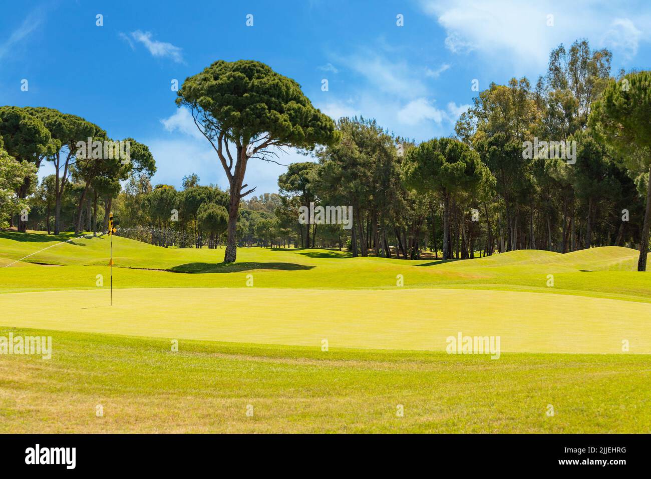 Free to play golf course with beautiful skies Stock Photo - Alamy