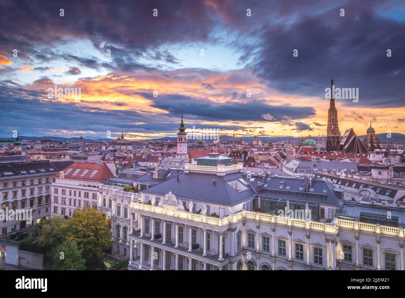 Vienna old town buildings and St Stephen Cathedral at dramatic sunset ...