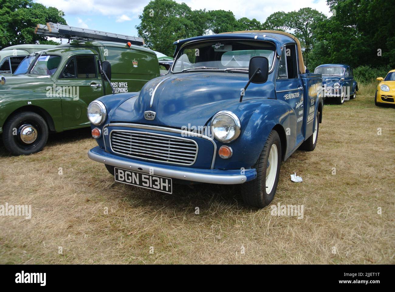 1970 austin morris van hi-res stock photography and images - Alamy