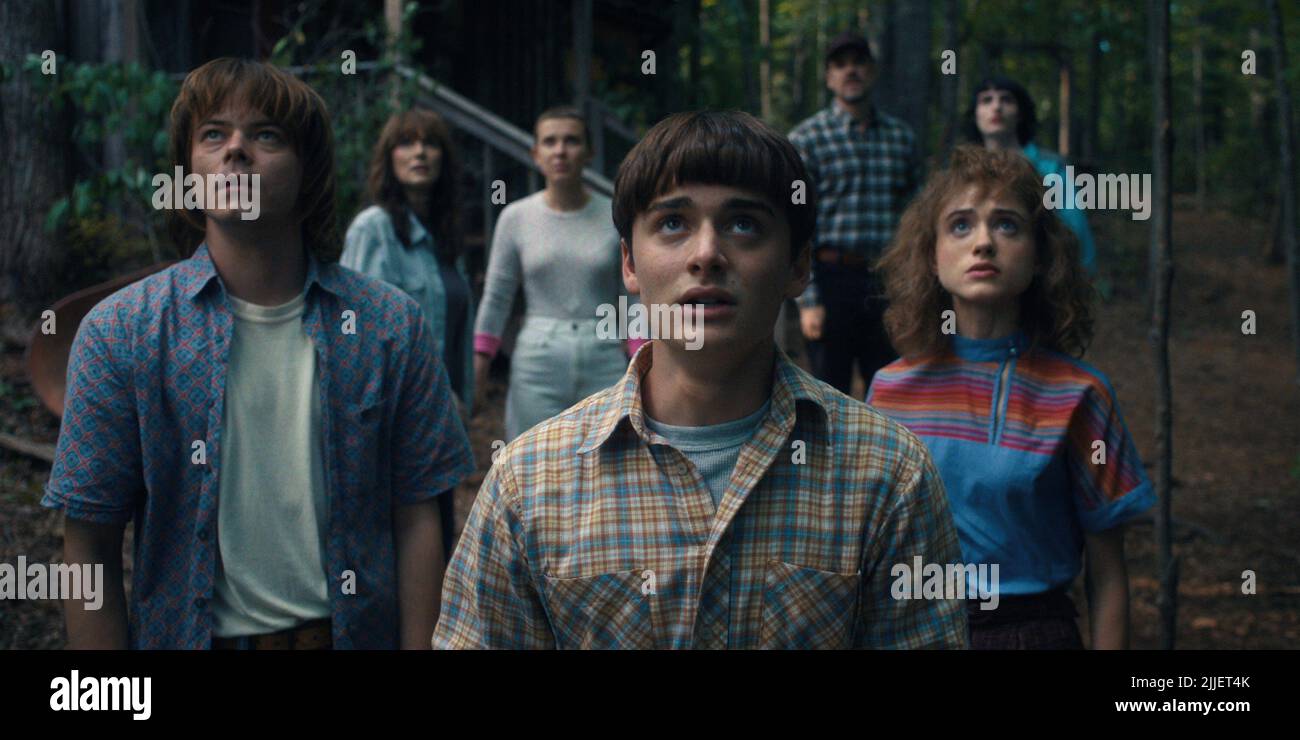 STRANGER THINGS, from left: Charlie Heaton, Winona Ryder, Millie Bobby ...