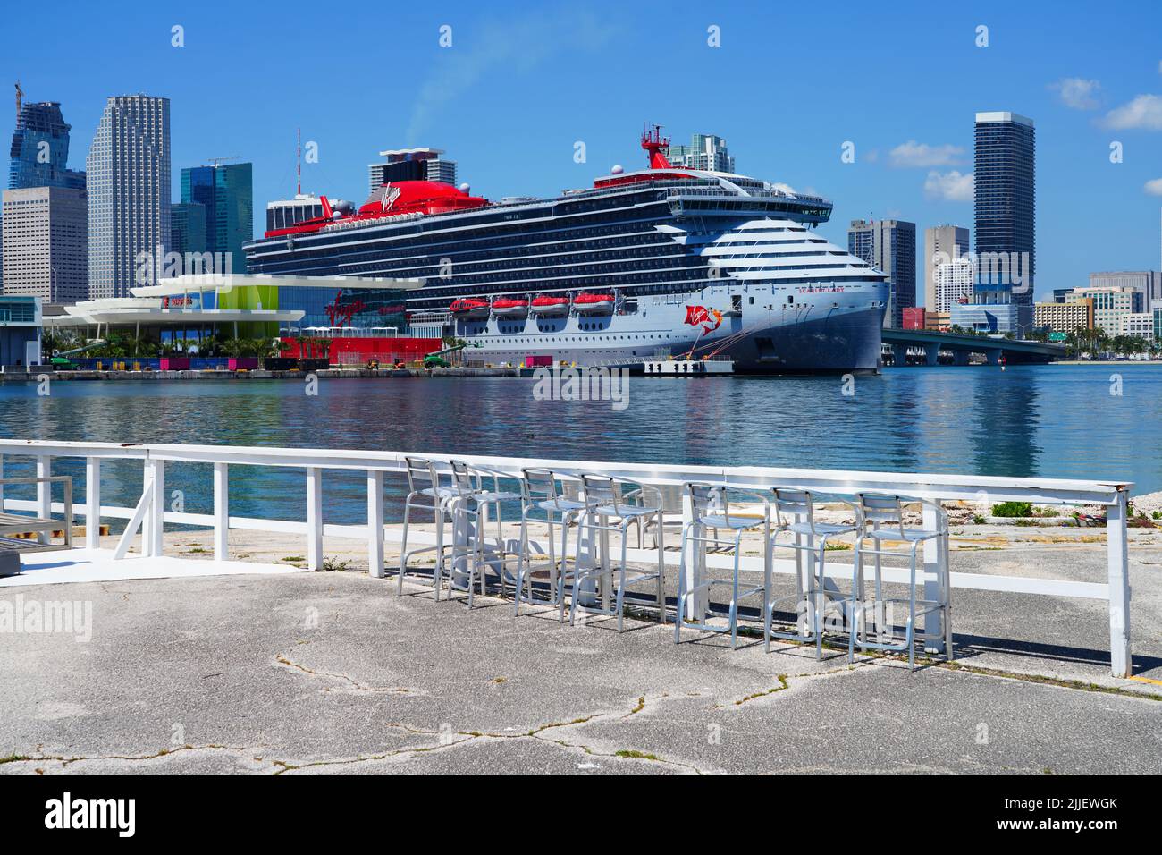 MIAMI BEACH, FL -18 MAY 2022- View of the Scarlet Lady cruise ship by ...