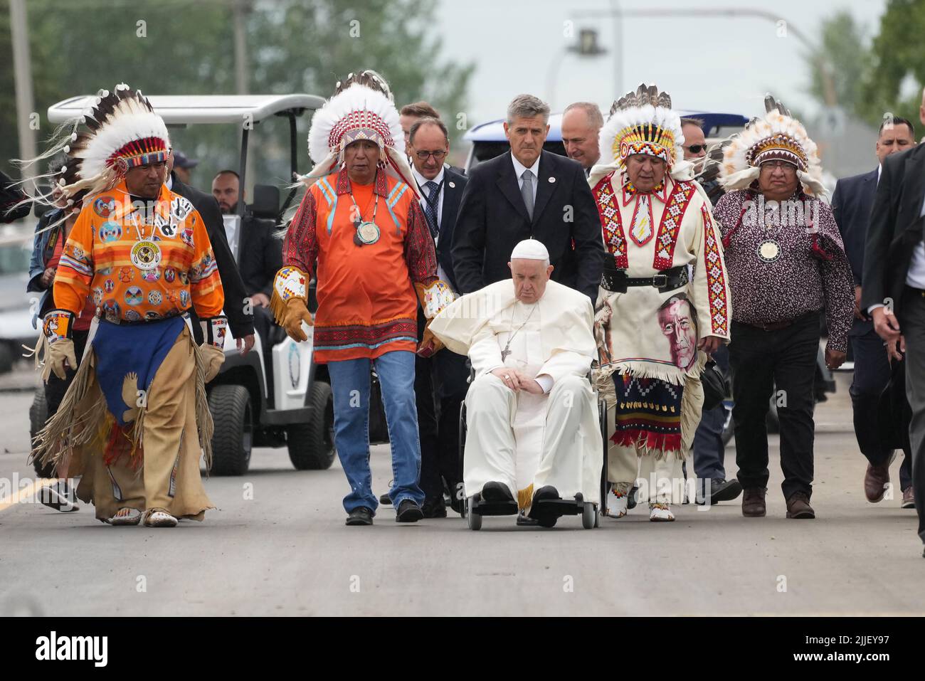 Pope Francis is shown with Indigenous chiefs at the Ermineskin Cree ...