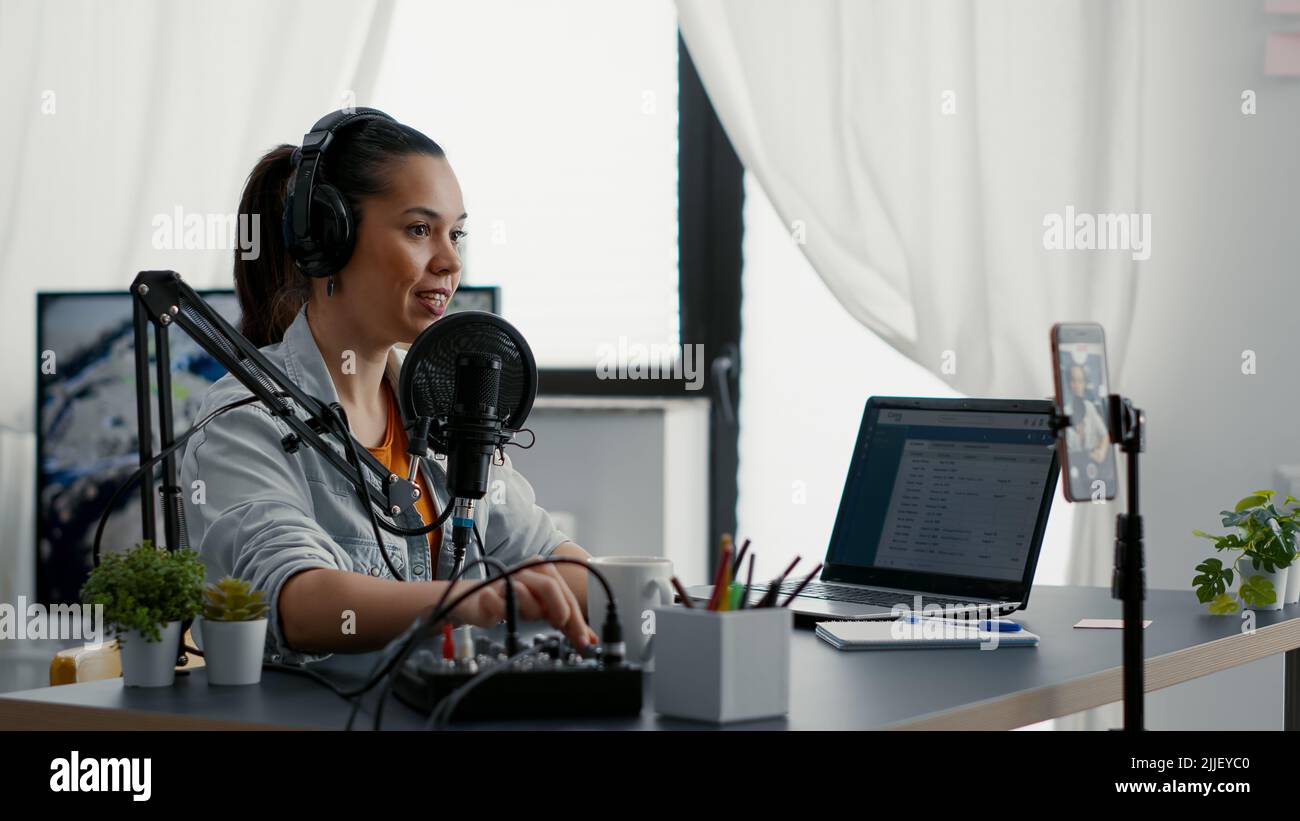 Influencer tweaking audio mixer hi-res stock photography and images - Alamy