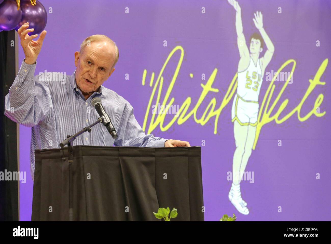 July 25, 2022: Former LSU basketball coach Dale Brown addresses the ...