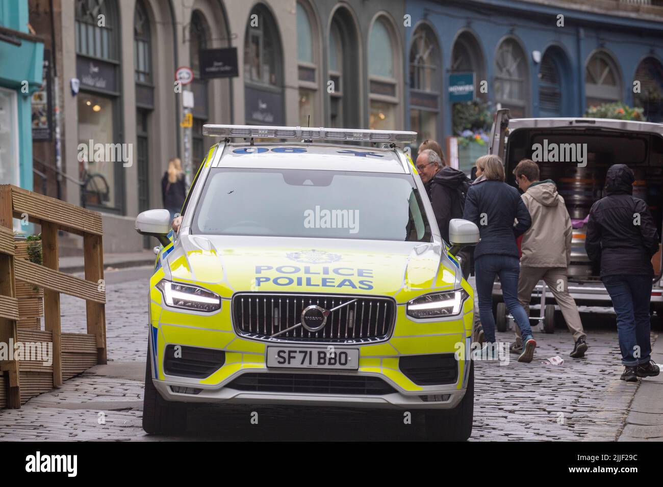 Police scotland car hi-res stock photography and images - Alamy