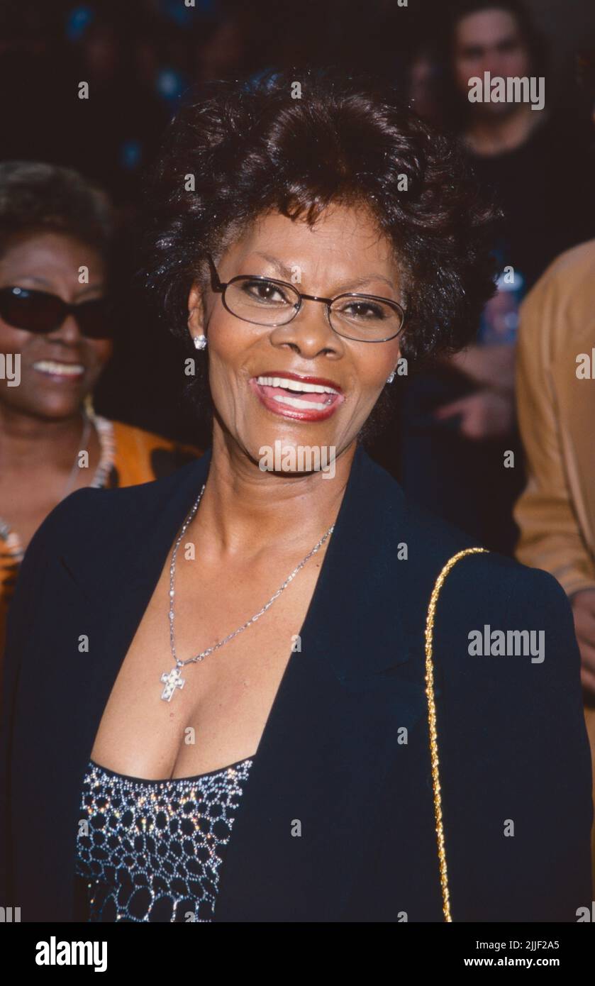 Dionne Warwick arriving at "Michael Jackson: 30th Anniversary ...
