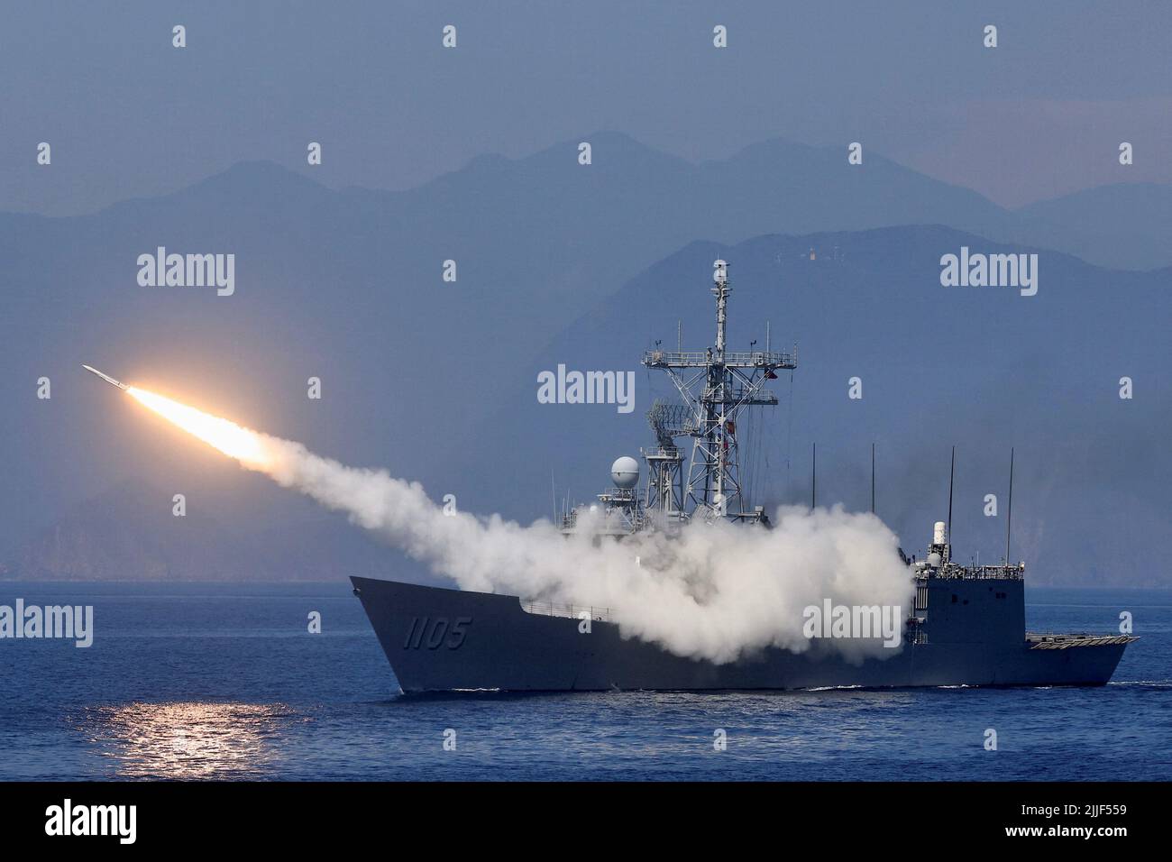 Han kuang exercises hi-res stock photography and images - Alamy