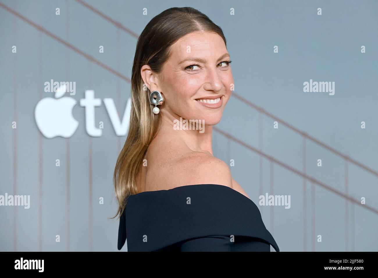 New York, NY, July 25, 2022. Ari Graynor attends the Apple TV+ "Surface ...