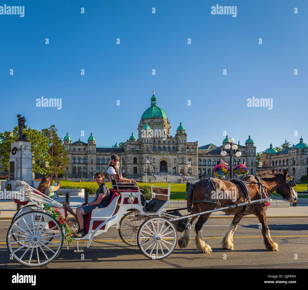 Carriage Ride In Victoria BC Canada. A horse drawn carriage with ...