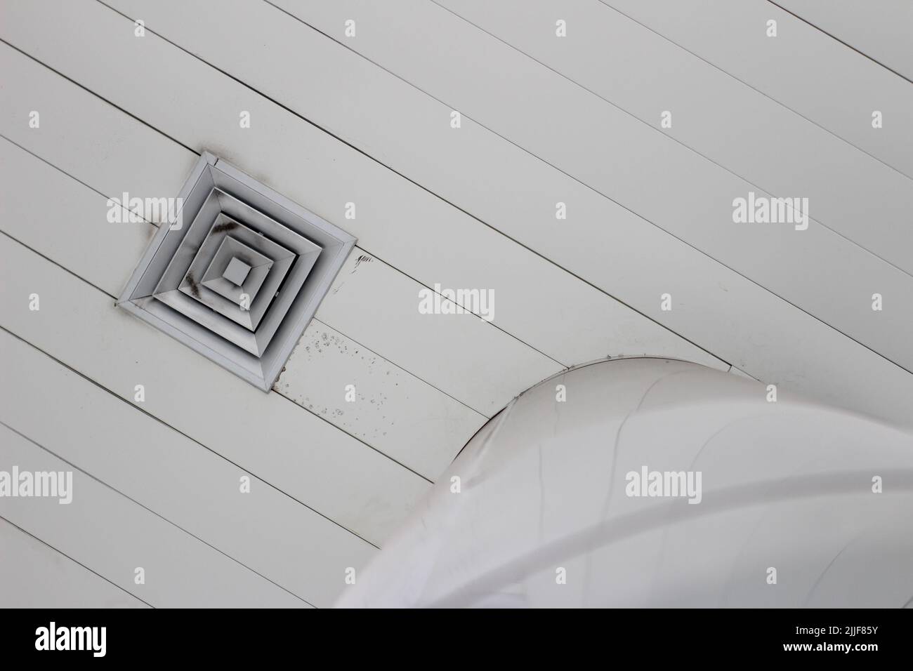 Wallpaper heating hi-res stock photography and images - Alamy