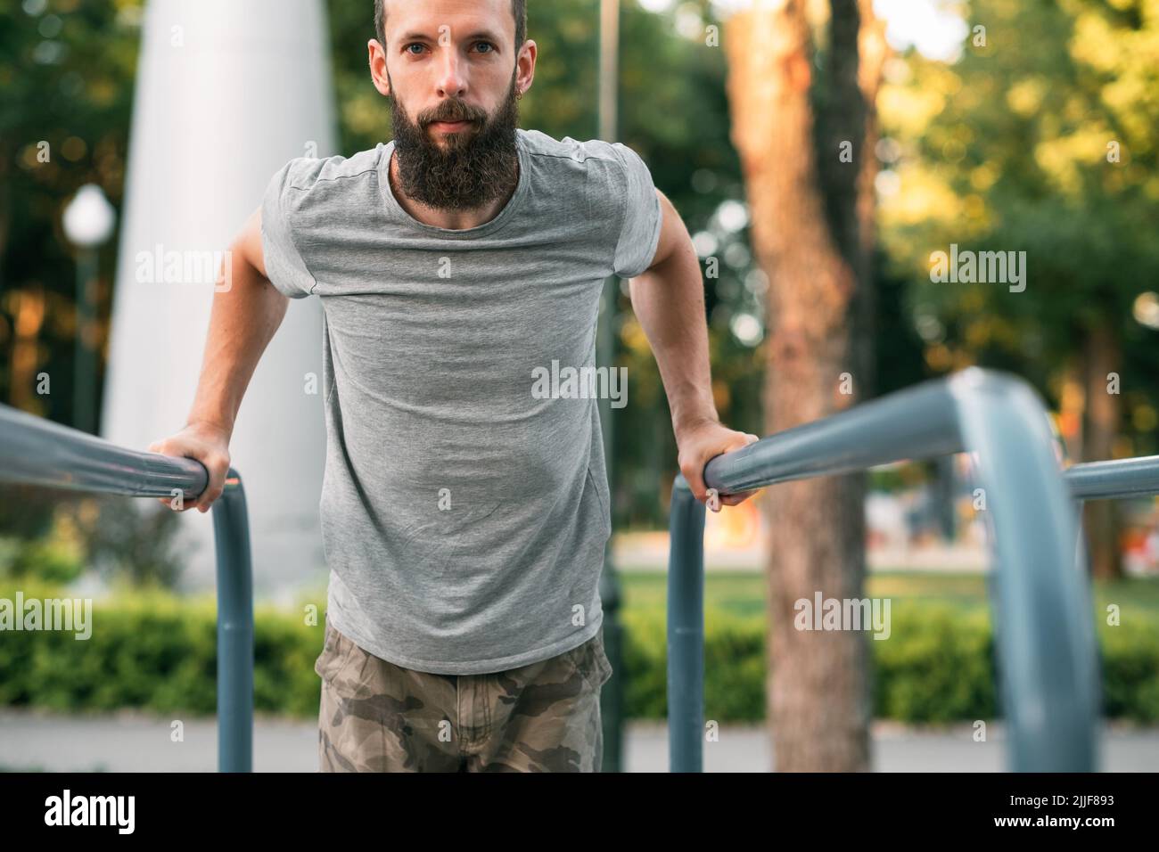 Man and hunk and bar hi-res stock photography and images - Alamy