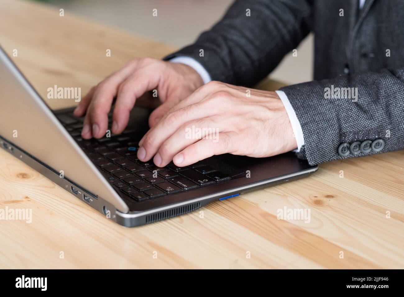 Hand man typing hi-res stock photography and images - Alamy