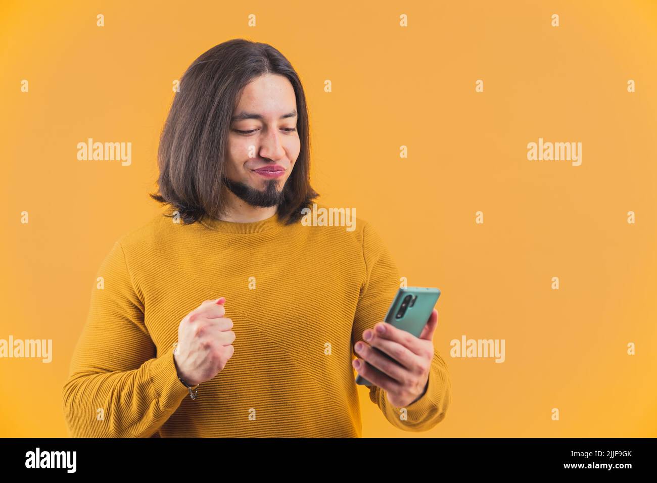 Person win hi-res stock photography and images - Alamy