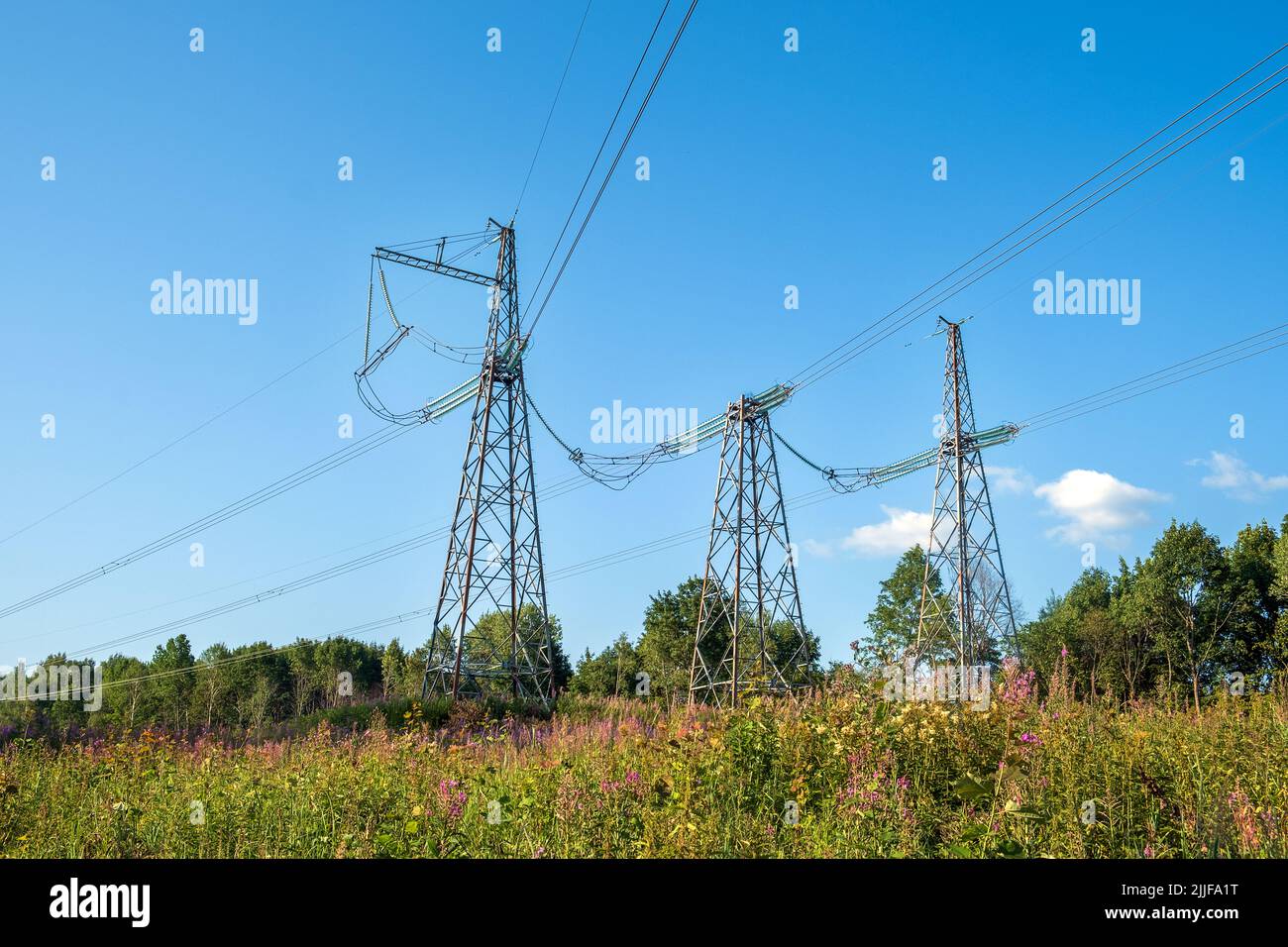 Overhead transmission system hi-res stock photography and images - Alamy