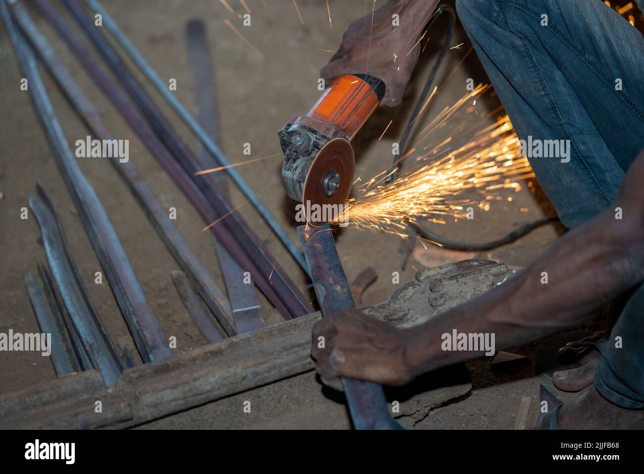 Heavy machinery manufacturing hi-res stock photography and images - Alamy