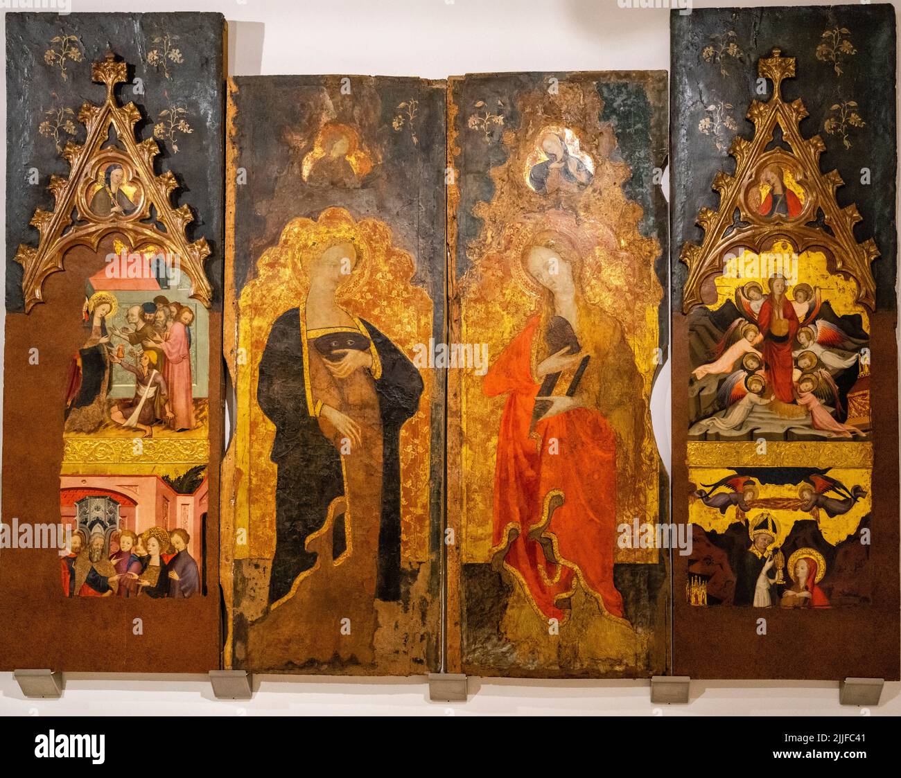 Altarpiece of Saint Lucia and Saint Magdalena, 1405-1410, tempera on ...
