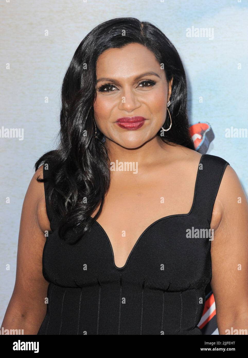 Mindy kaling 2022 hi-res stock photography and images - Alamy
