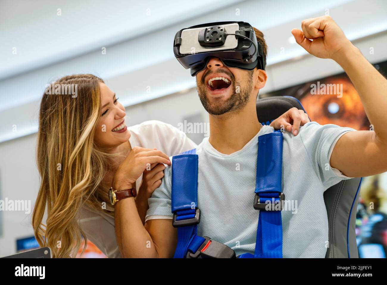 Videogame store hi-res stock photography and images - Alamy