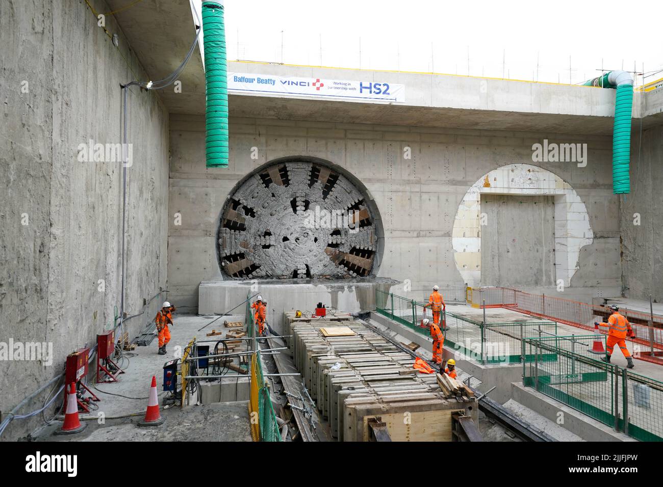 The 2,000-tonne tunnel boring machine (TBM) named 'Dorothy' after ...
